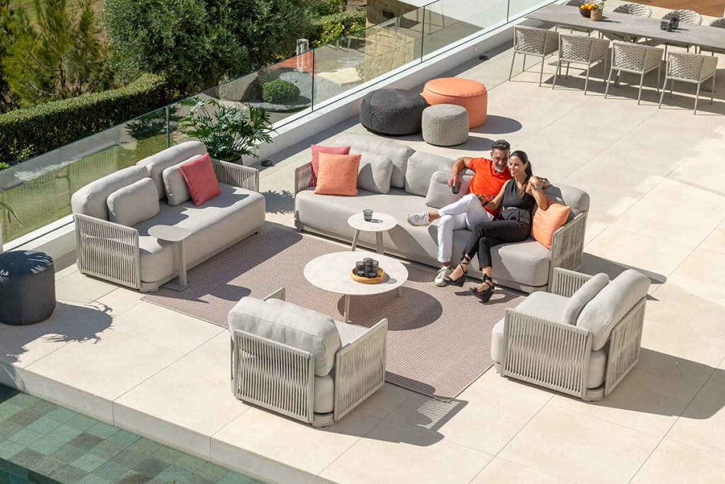 フィグフル シングルソファ - ガーデンファニチャー PIEDS NUS（ピエニュ） | 株式会社タカショー